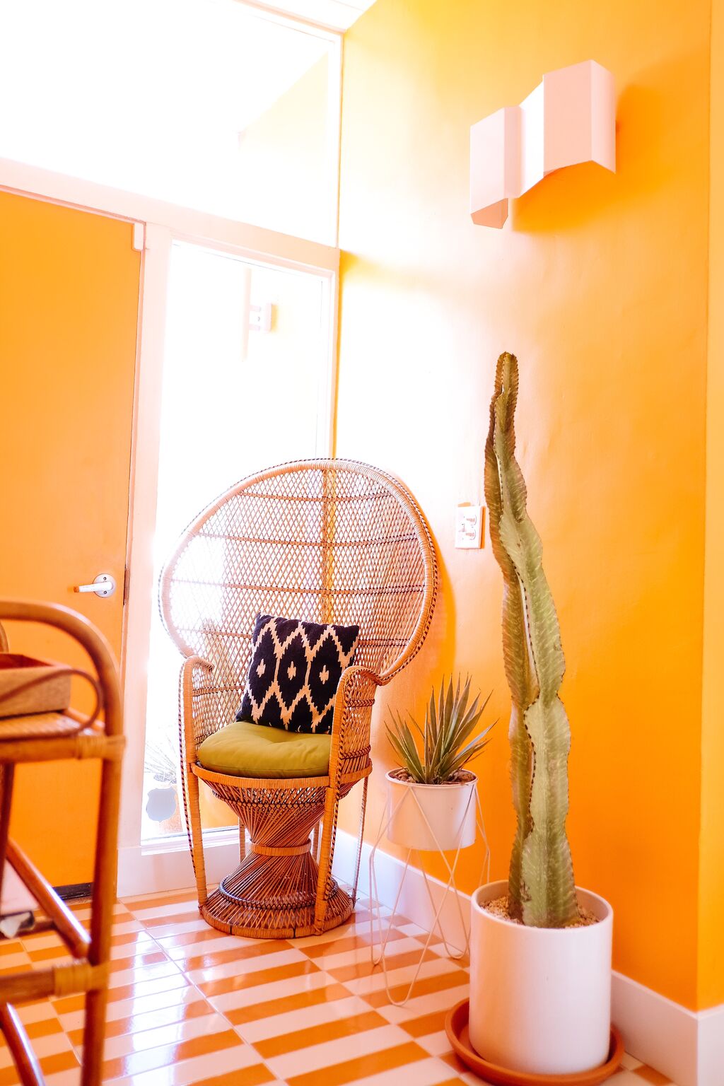 Dazey Desert House: Bold Floor Tile | Fireclay Tile