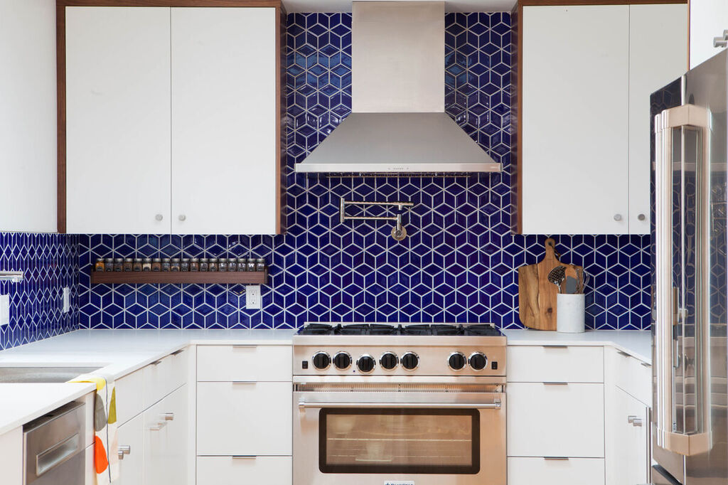 27 Beautiful Blue Backsplash Kitchen Ideas | Fireclay Tile