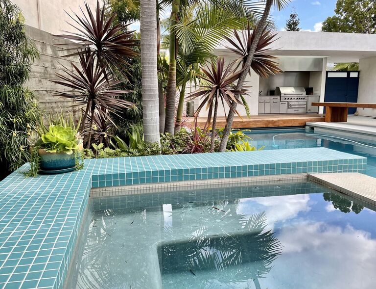 7 On-Trend Pool Tile Ideas for 2023 | Fireclay Tile