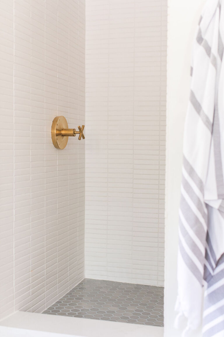 3 Timeless White Bathroom Tile Trends | Fireclay Tile
