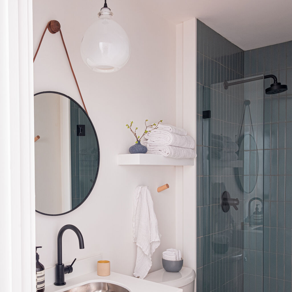 Hygge Supply: Flagstone Minimalist Bathroom | Fireclay Tile