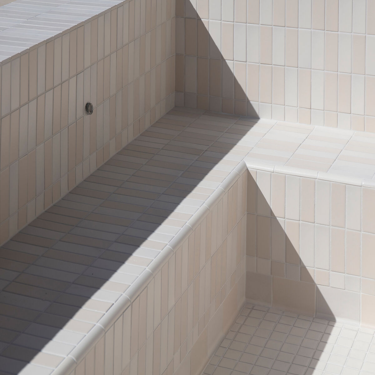 Ivory Tile Spa with Handpainted Fountain | Fireclay Tile