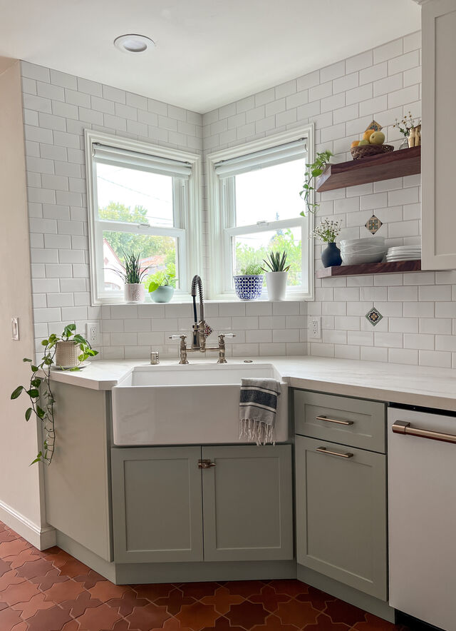 Antique Star and Cross Kitchen Floor | Fireclay Tile