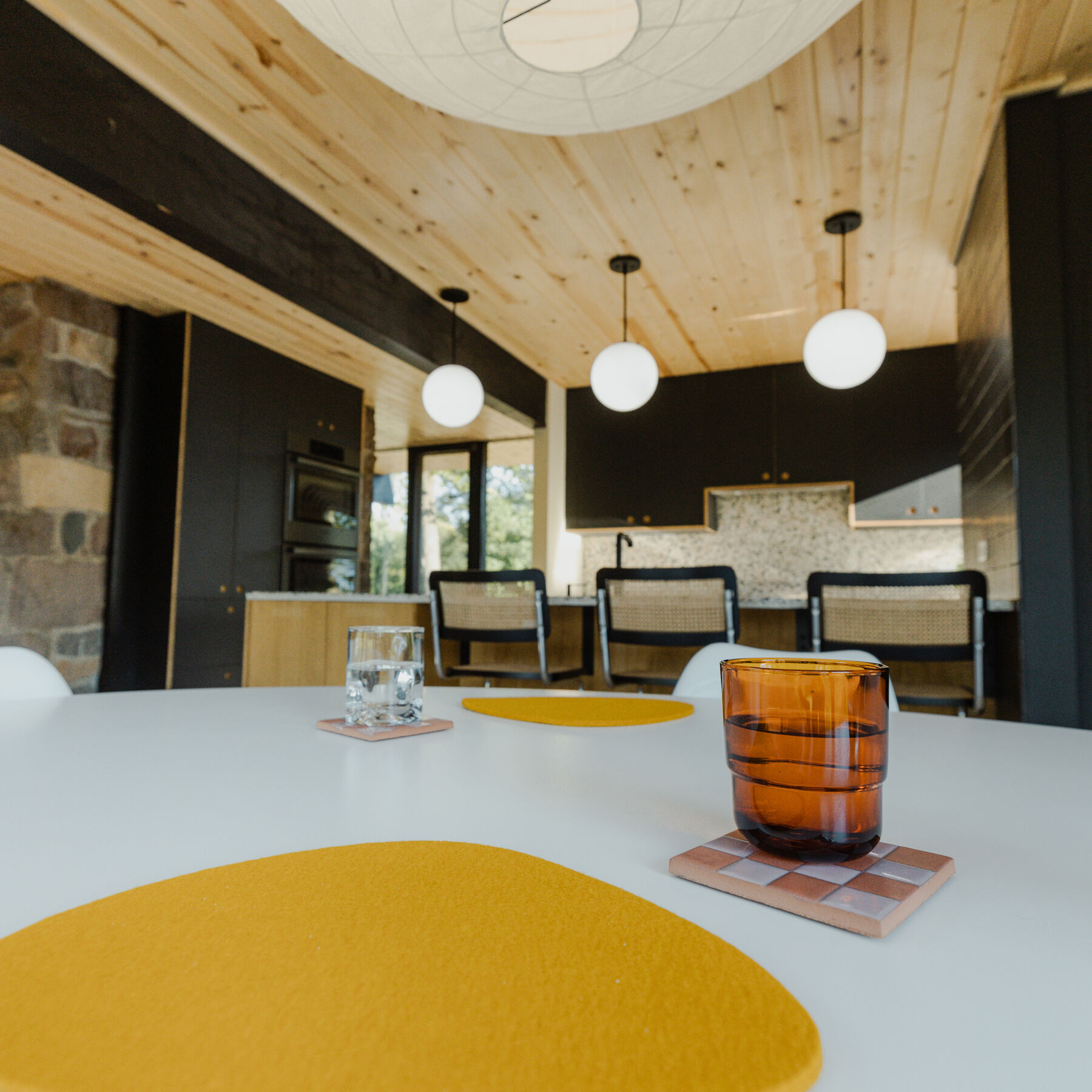 Mango Street Midcentury Kitchen Accent Wall | Fireclay Tile