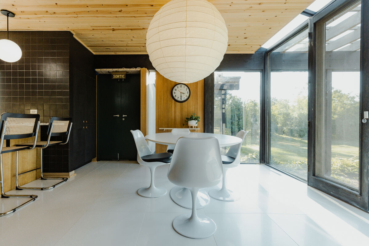 Mango Street Midcentury Kitchen Accent Wall | Fireclay Tile