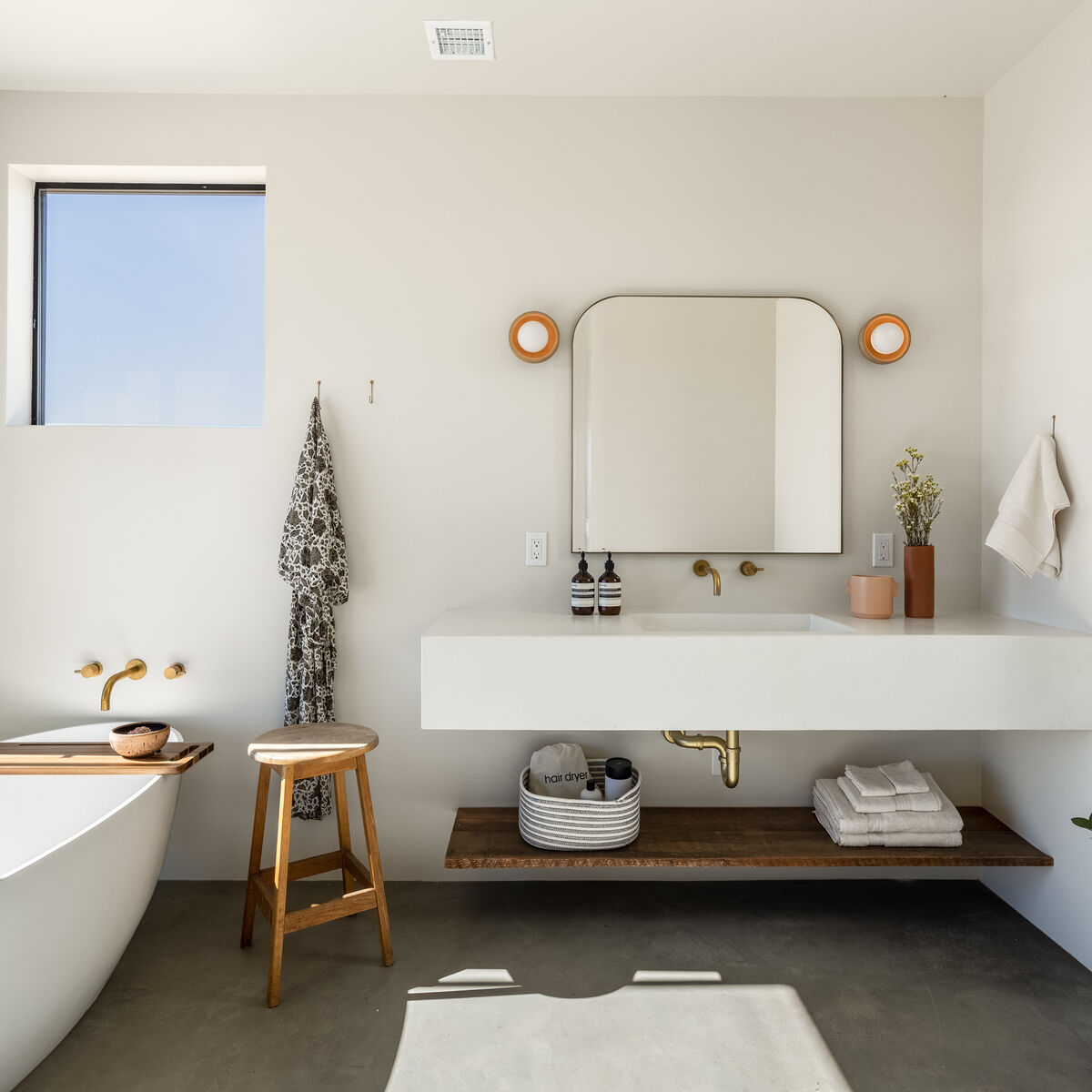 Poppy Ranch: Flagstone Primary Bathroom | Fireclay Tile