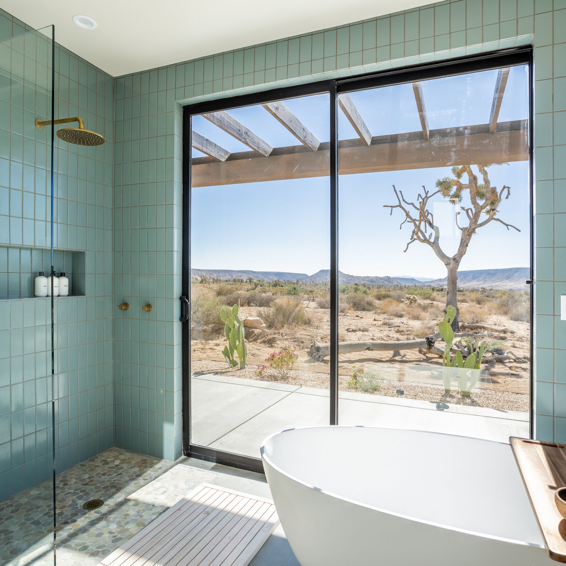 Poppy Ranch: Flagstone Primary Bathroom | Fireclay Tile