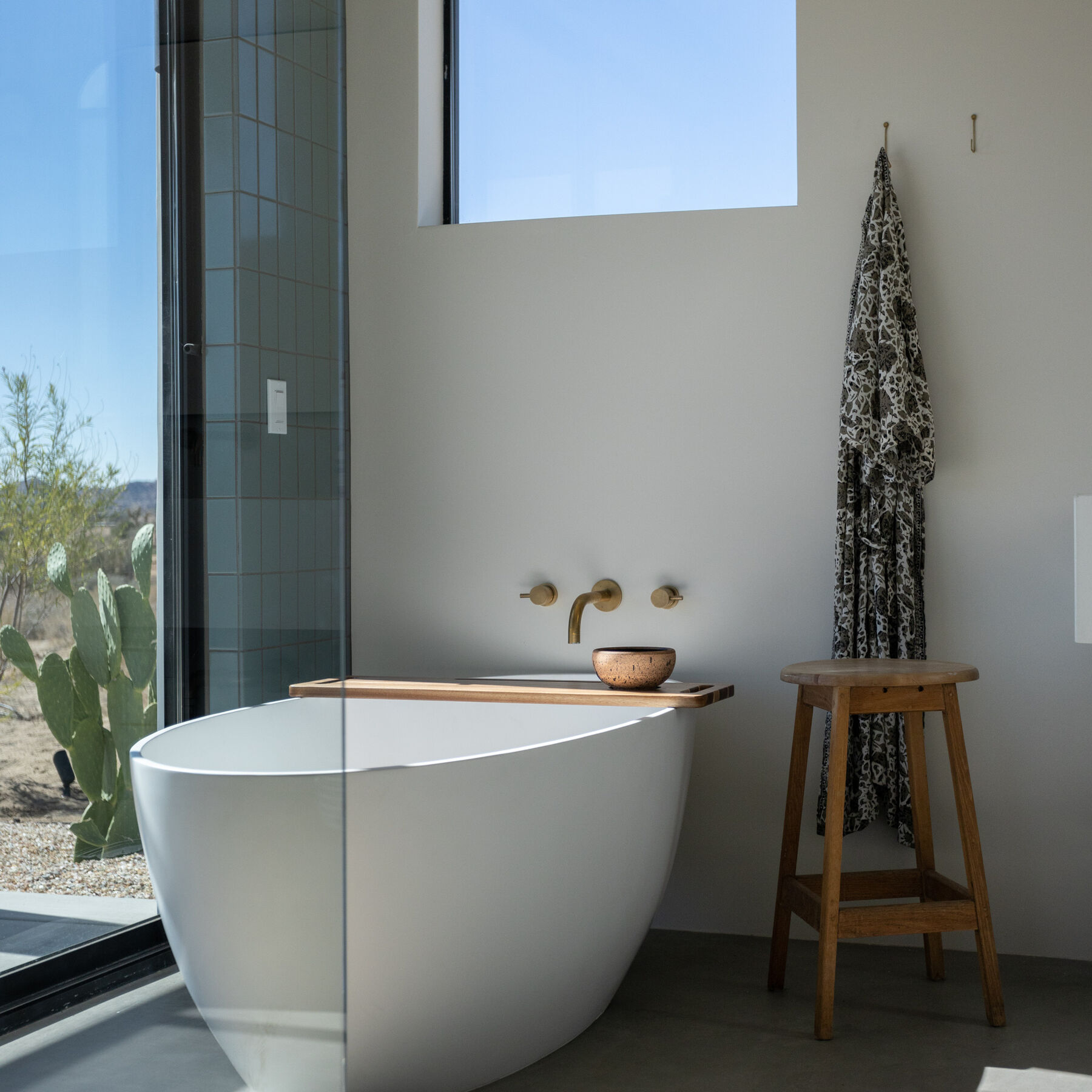 Poppy Ranch: Flagstone Primary Bathroom | Fireclay Tile