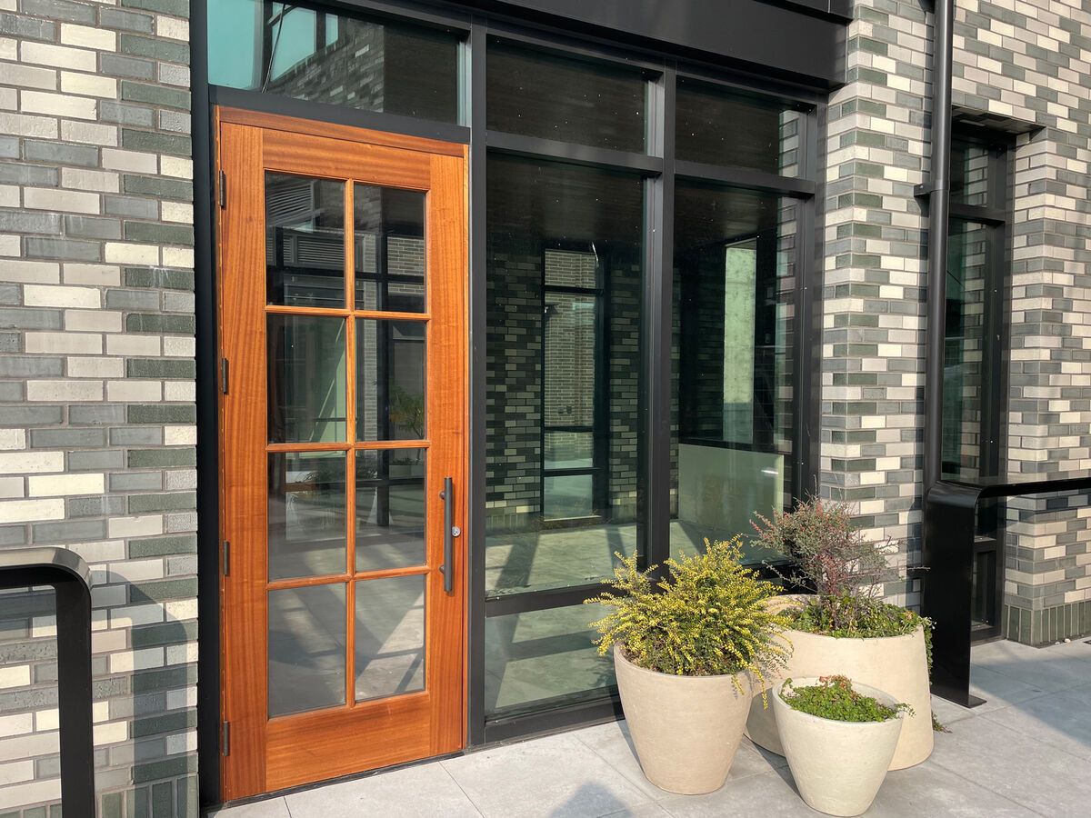 Dexter Yard Brick Exterior | Fireclay Tile