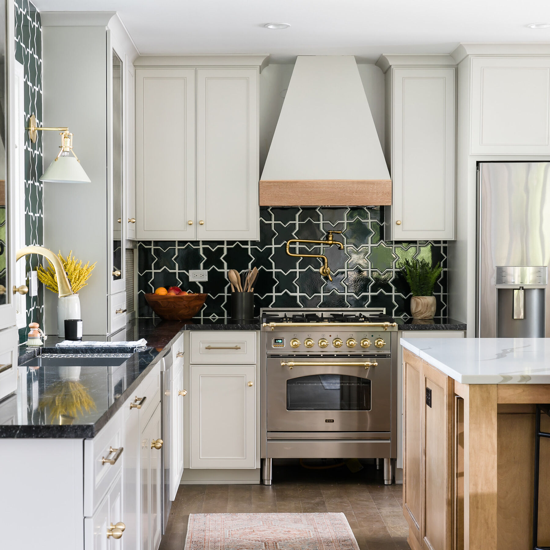 MegMade: Evergreen Large Star & Cross Kitchen | Fireclay Tile