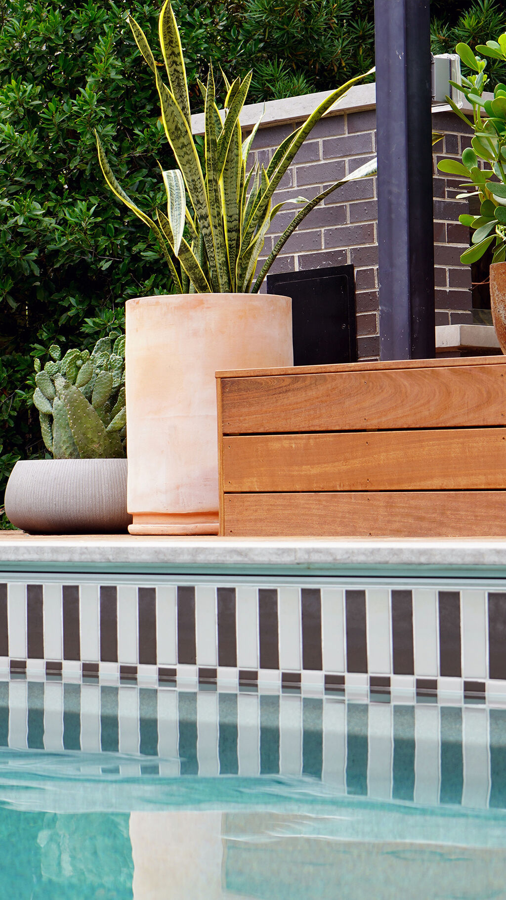 Greyscale Striped Backyard Pool Tile | Fireclay Tile