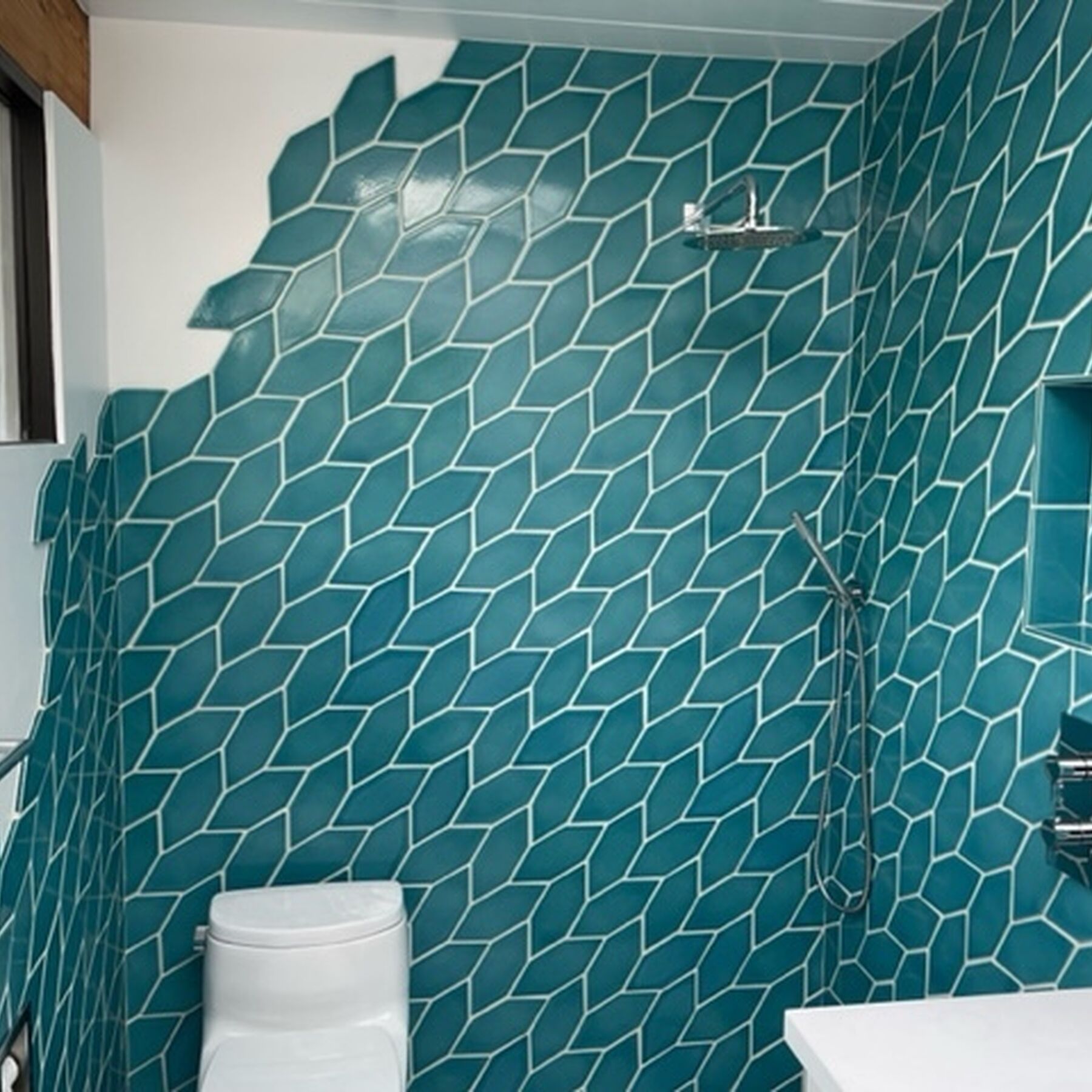 Picket Braid Wet Room Bathroom | Fireclay Tile