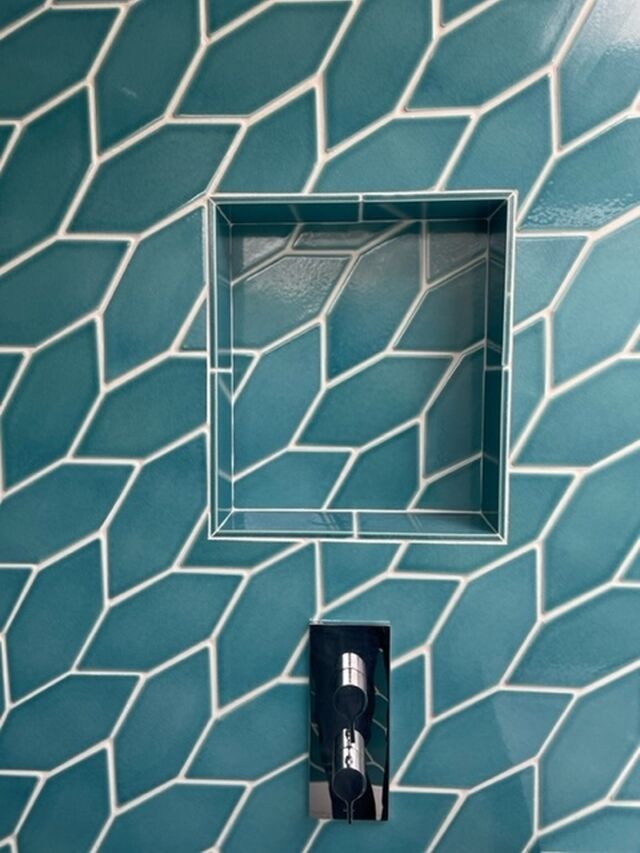 Picket Braid Wet Room Bathroom | Fireclay Tile