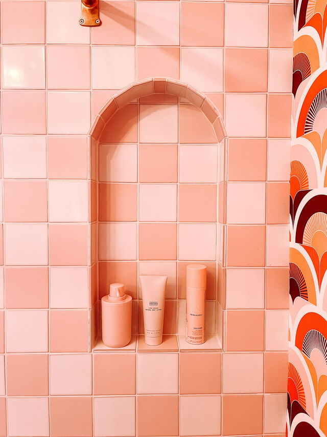 Dazey Den: Vintage-Inspired Pink Checkerboard Bathroom | Fireclay Tile