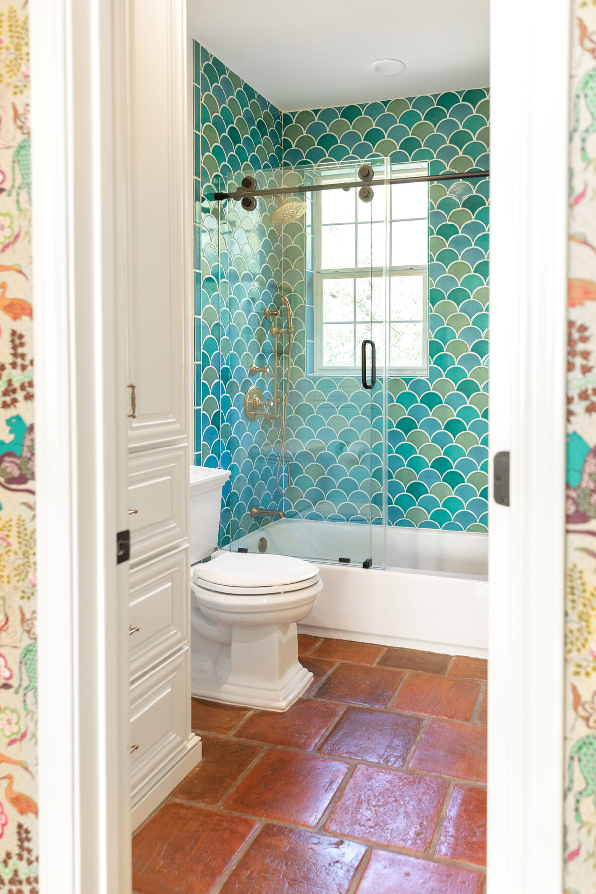 Ogee Drop Blue Blend Kids Bathroom | Fireclay Tile