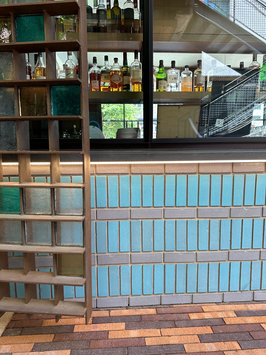 Canopy by Hilton Blue Brick Exterior | Fireclay Tile