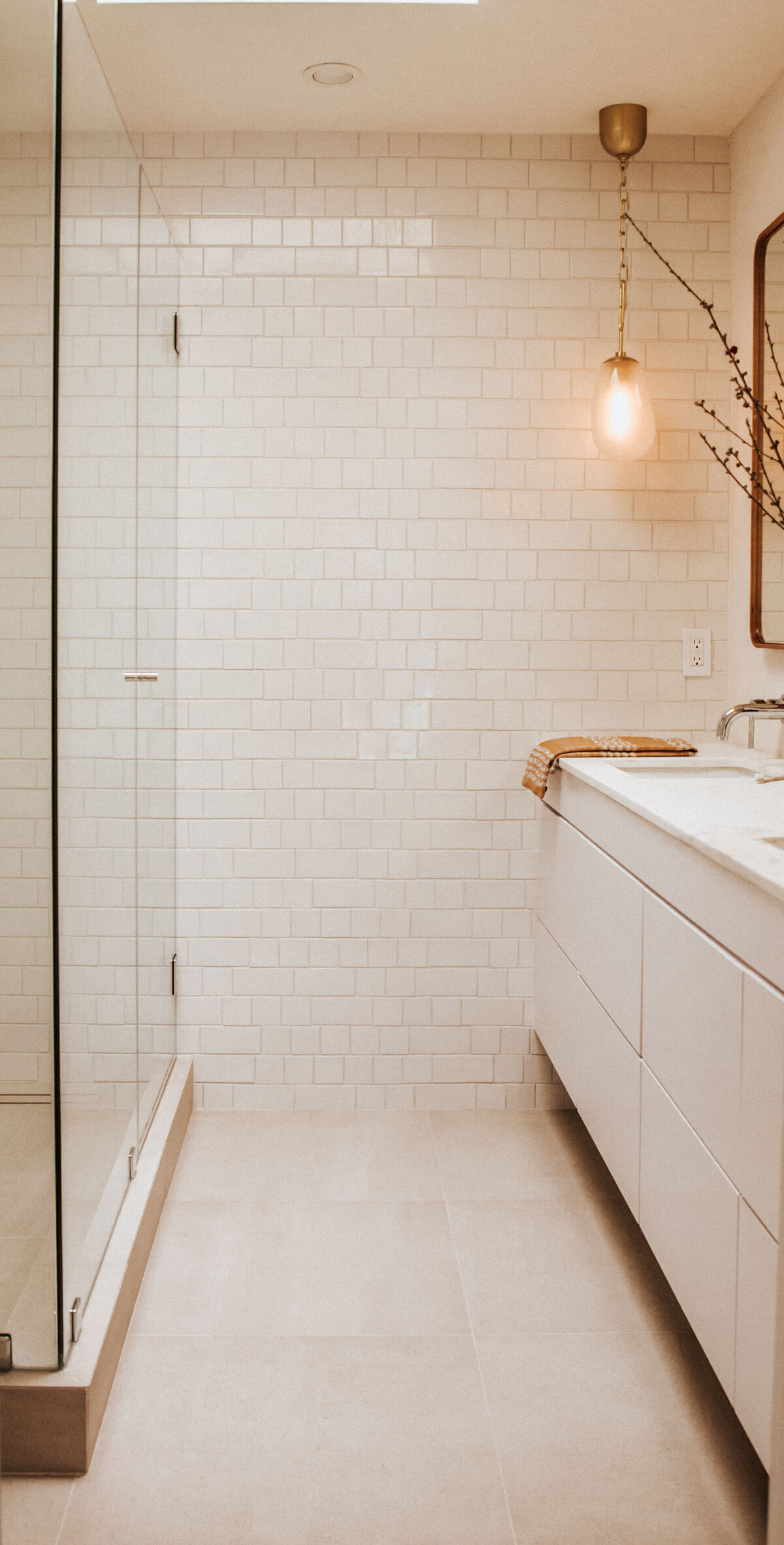 3 Timeless White Bathroom Tile Trends Beyond Subway… | Fireclay Tile