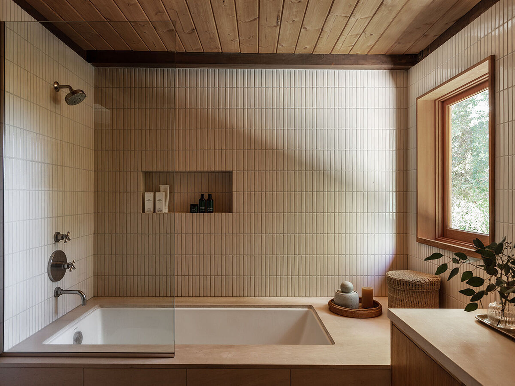 17 Stunning Tile Tub Surrounds | Fireclay Tile