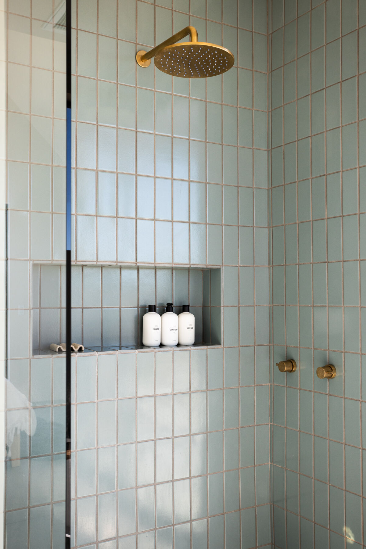 21 Vertical Subway Tile Shower Ideas That Add Height… | Fireclay Tile