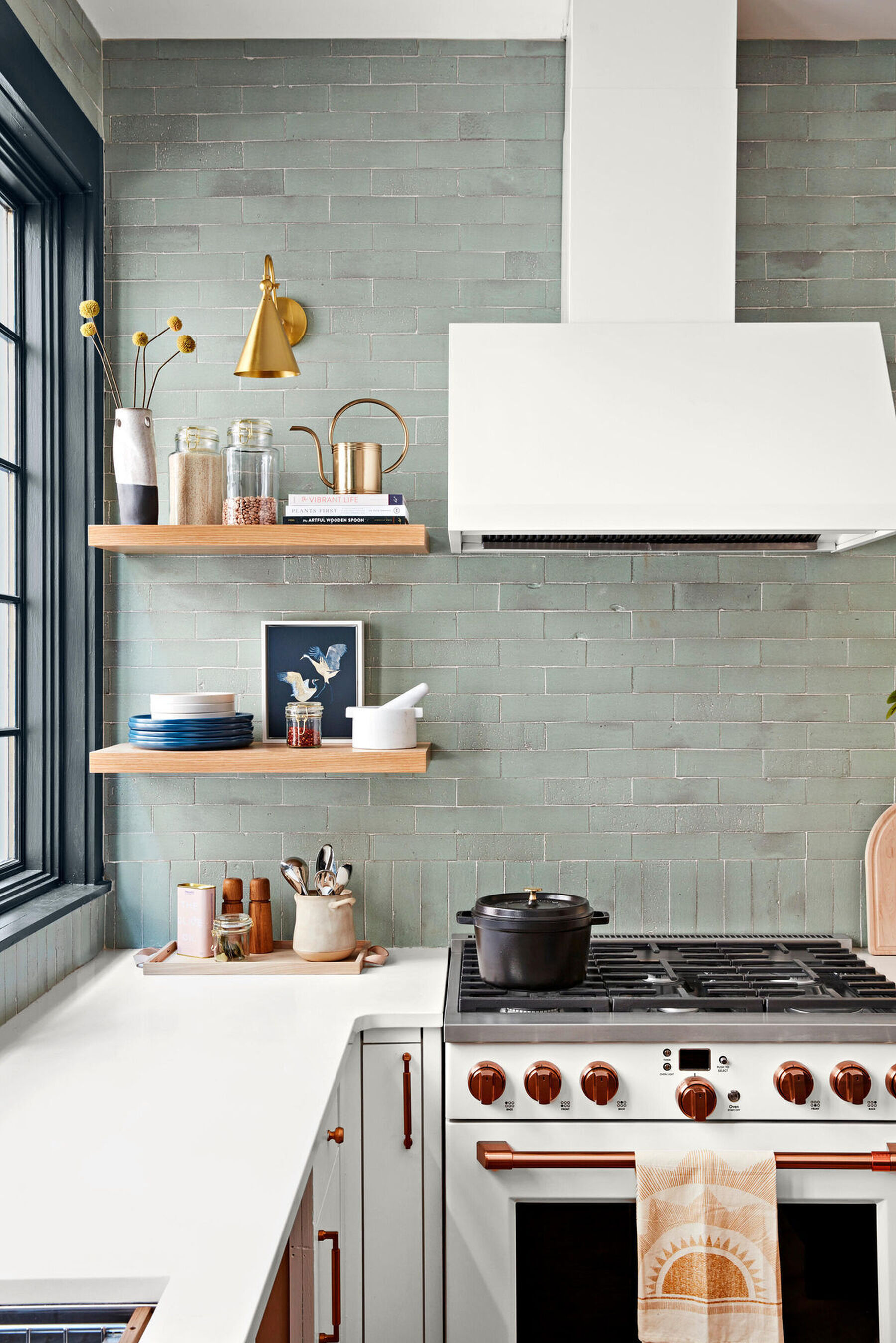 The Ultimate Guide to Kitchen Backsplash Trends, 2024 | Fireclay Tile