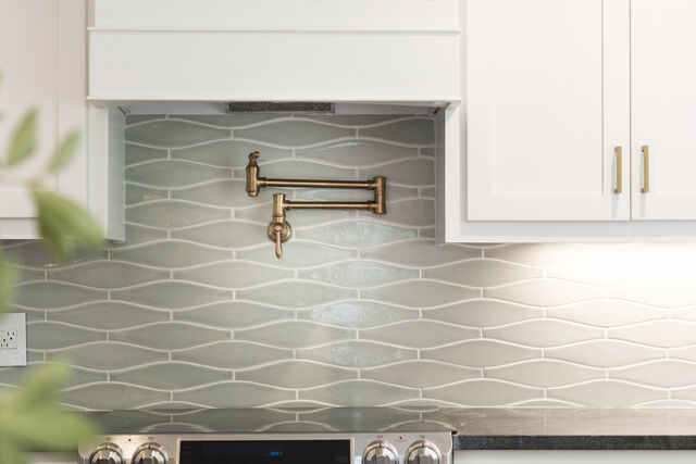 Wave Straight Set Pattern (Original Ceramic Tile) | Fireclay Tile