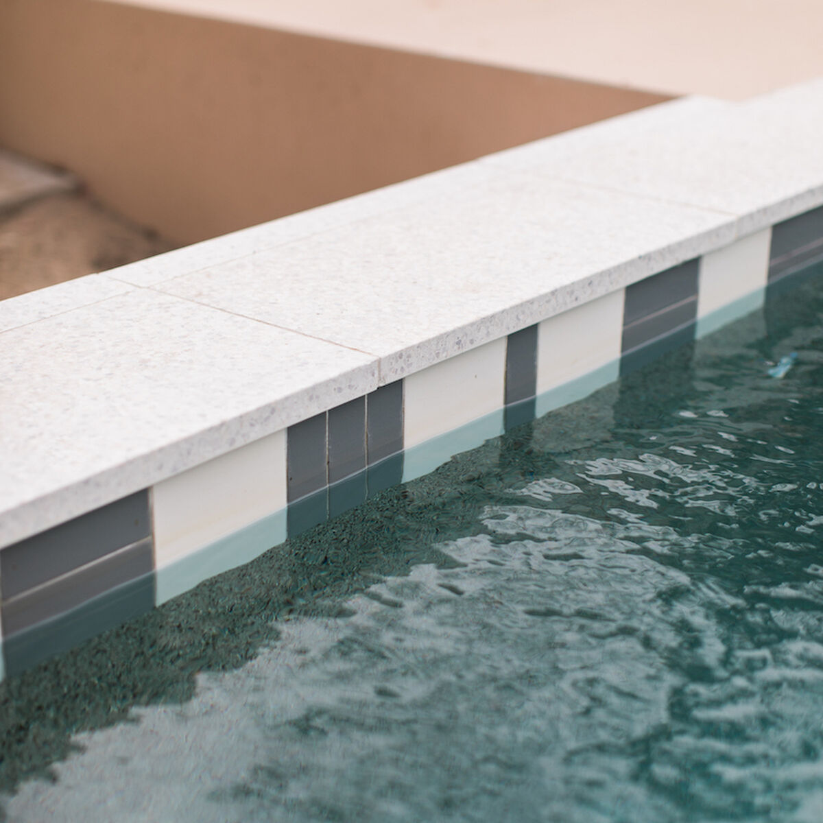 Palm Springs Saltwater Pool | Fireclay Tile