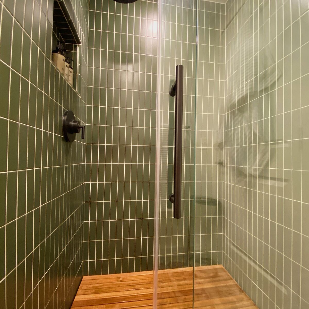 Hunter Green Contemporary Bathroom | Fireclay Tile