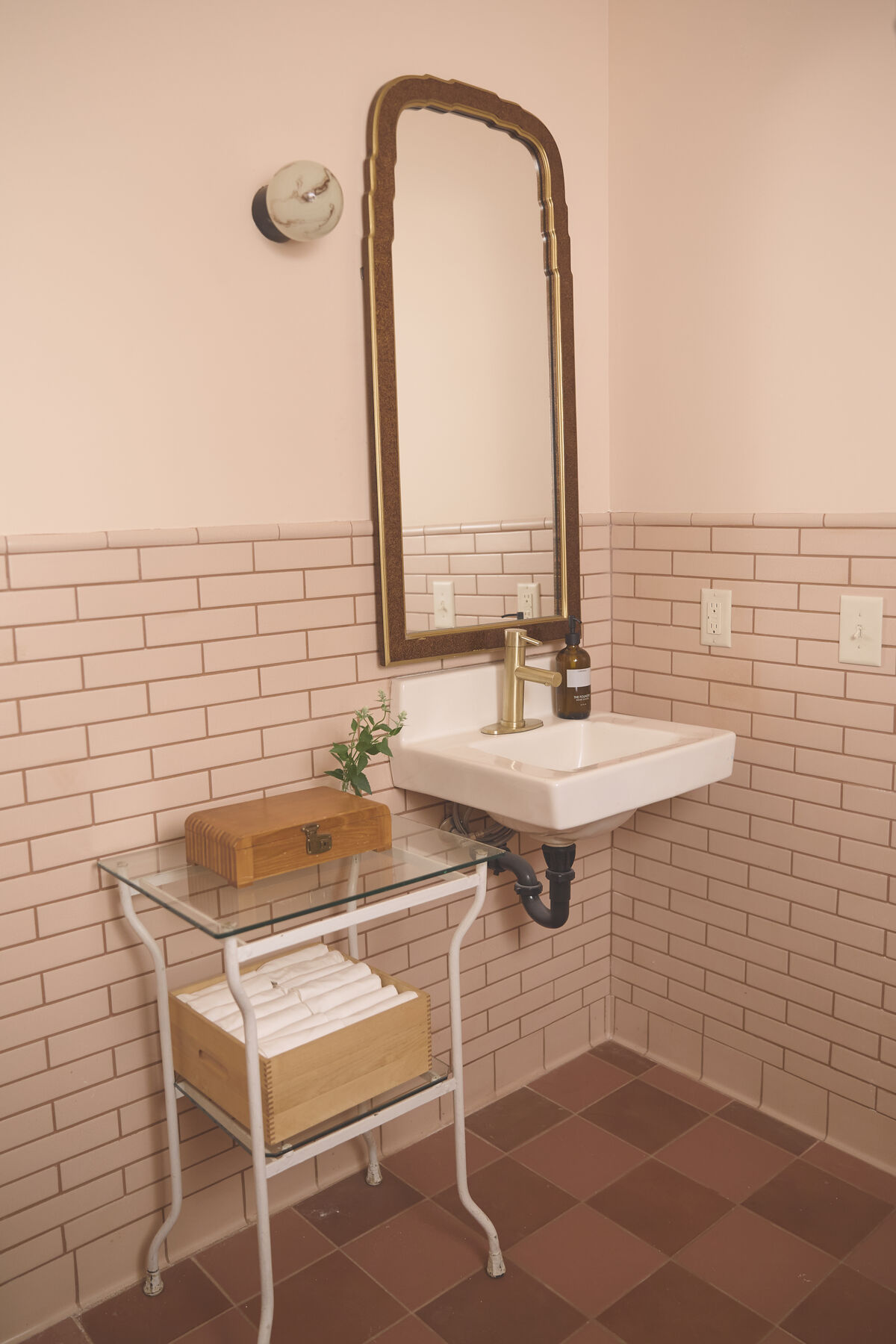 Myrial Restaurant Bathroom Tile | Fireclay Tile