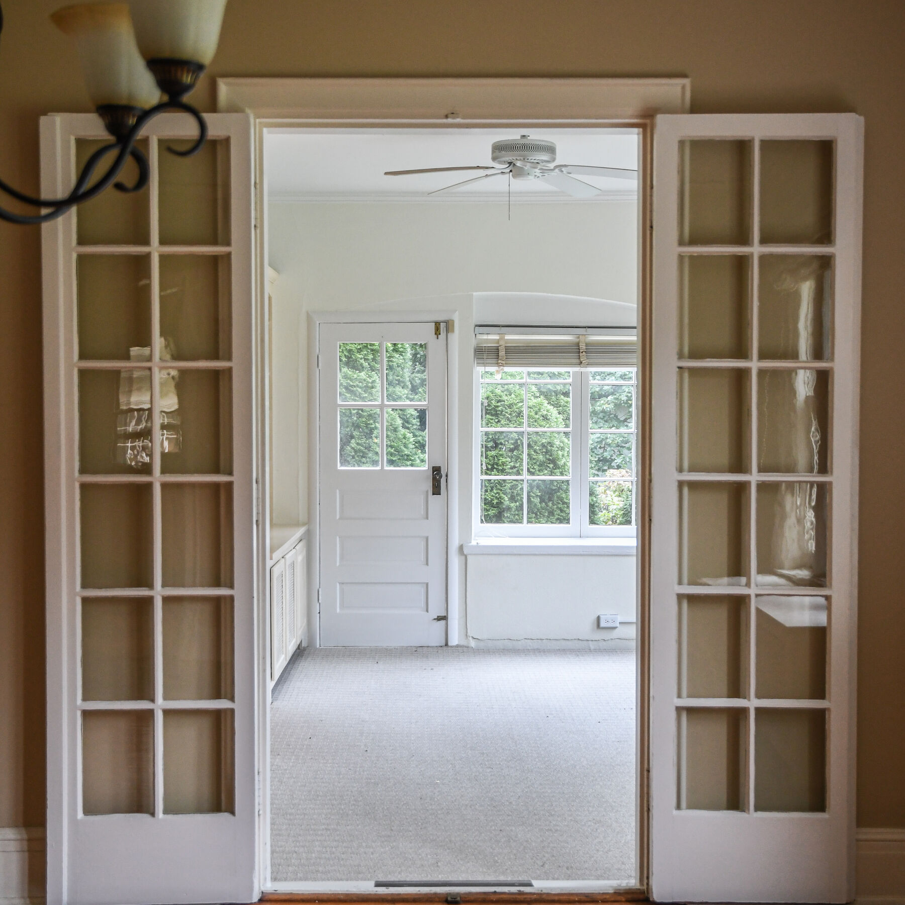 Hilton Carter: Hexite Sunroom Floor | Fireclay Tile