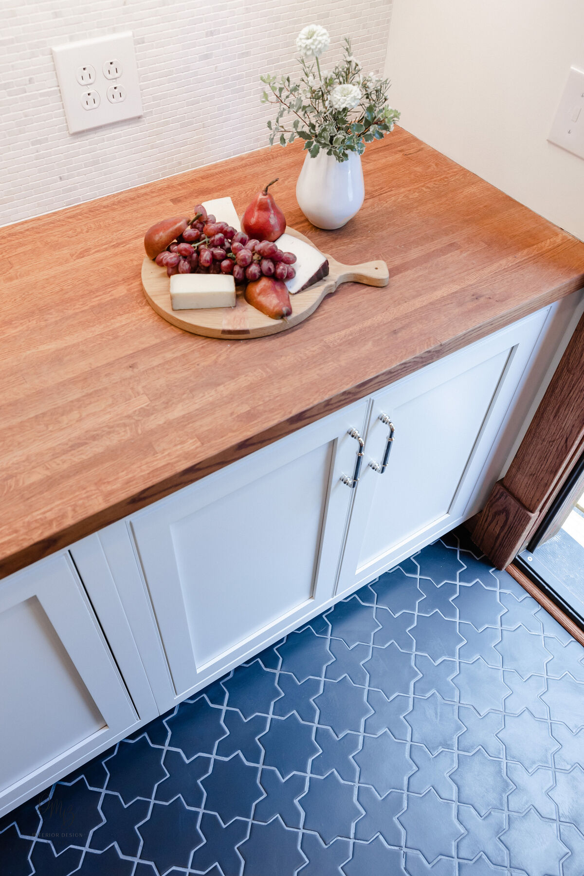 Matte Black Ceramic Star and Cross Tile Entryway | Fireclay Tile