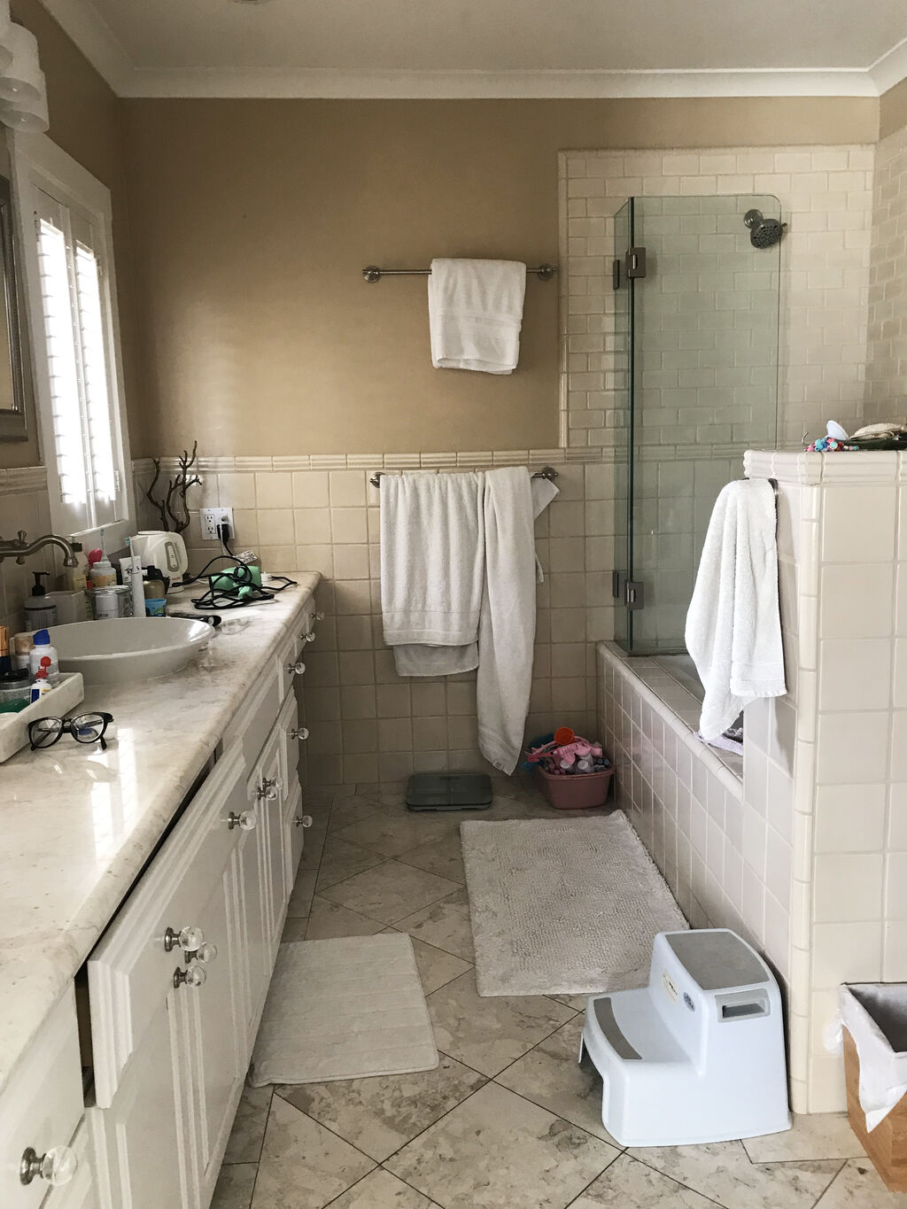 Velinda Hellen Design: Two Tone Craftsman Spa Bathroom | Fireclay Tile