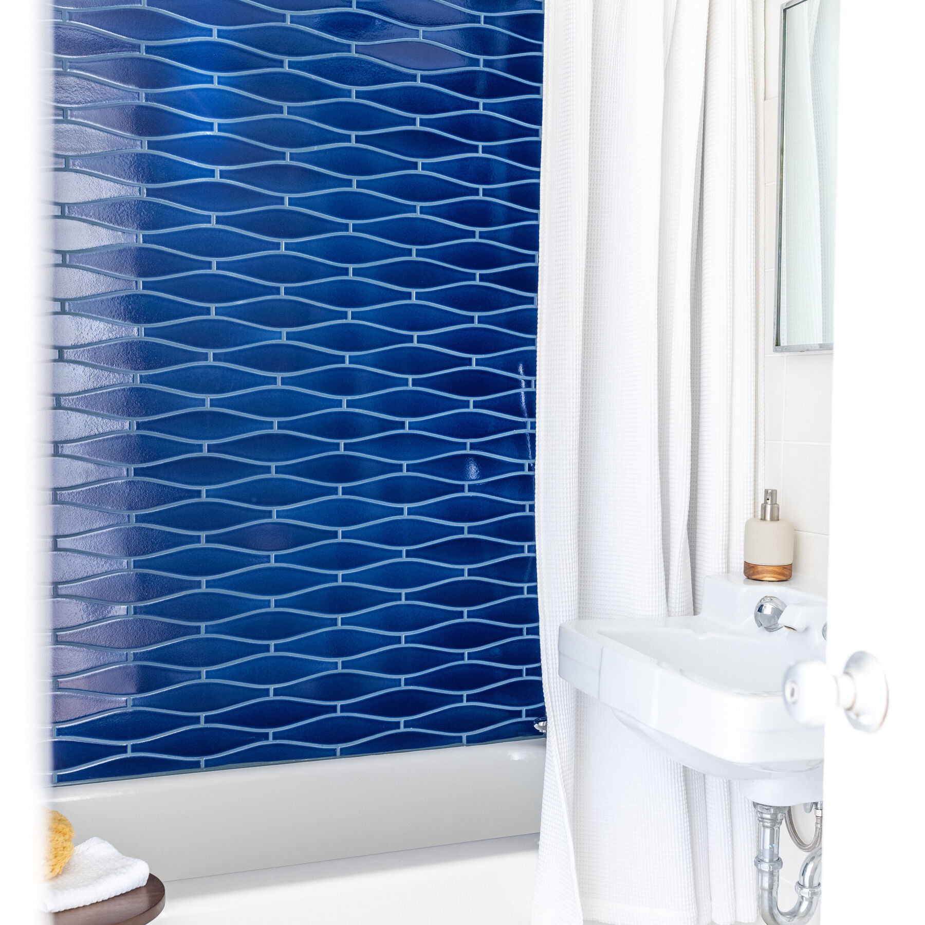 Blue Wave Guest Bathroom | Fireclay Tile