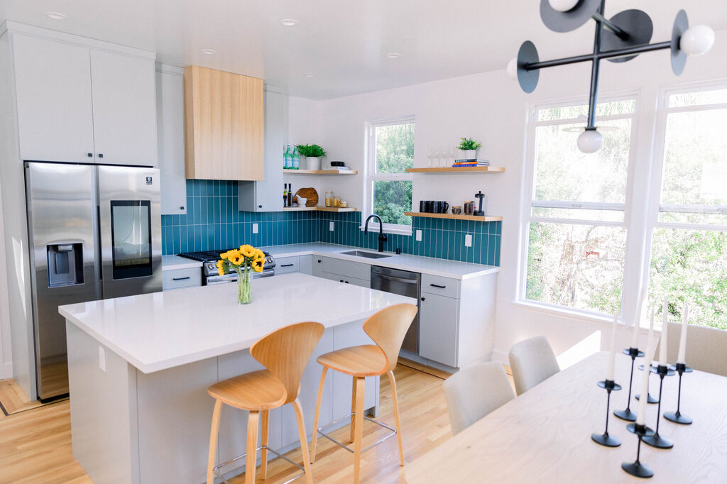 Joy Street Design: Matte Glass Backsplash | Fireclay Tile