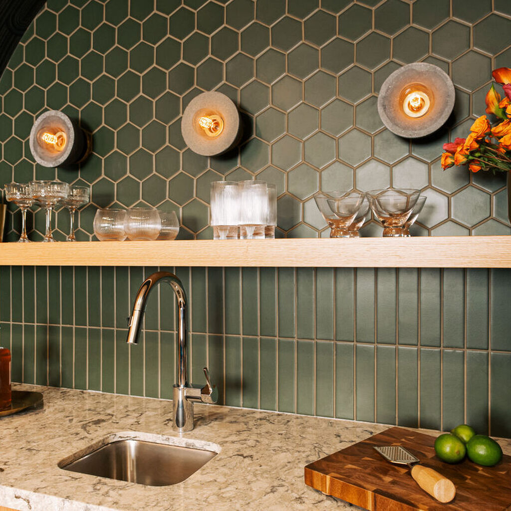 21 Design-Forward Bar Backsplash Ideas | Fireclay Tile