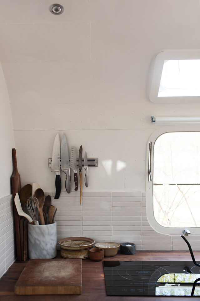 Design Trend: 10 Ways to Use a Straight Set Pattern… | Fireclay Tile