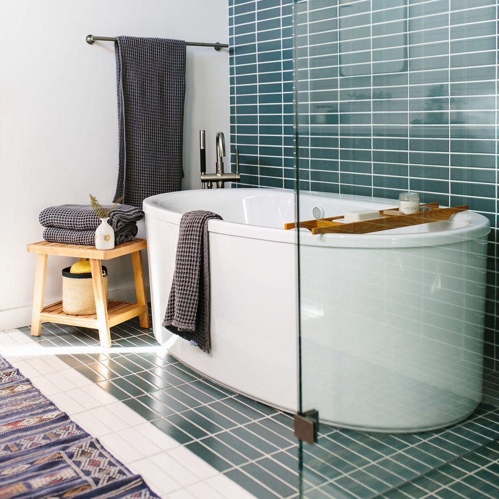 Project Spotlight: The Effortless Chic Masterbath | Fireclay Tile