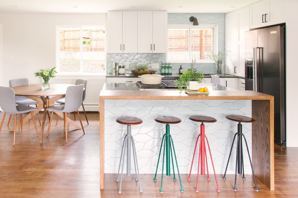 Braided Picket Backsplash + Island Tile | Fireclay Tile