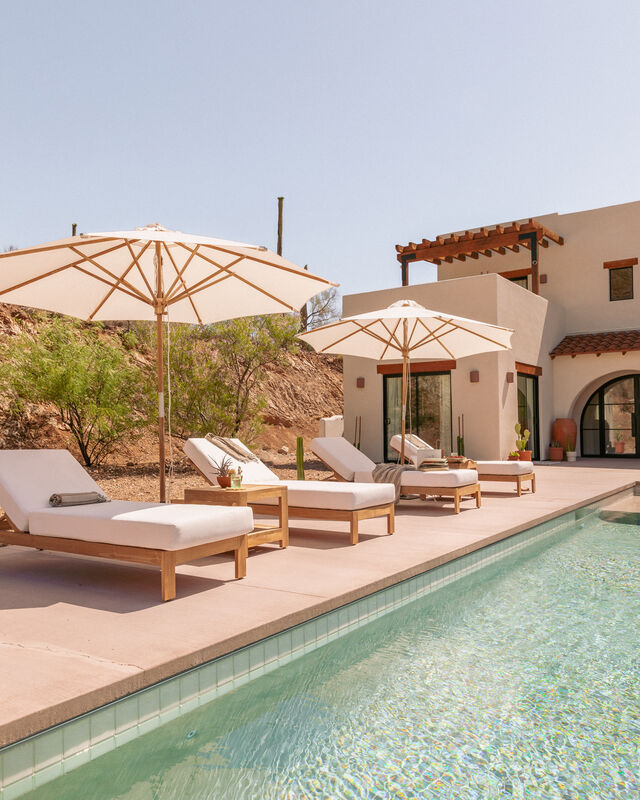 New Darlings: Sparrow Glass Pool Waterline | Fireclay Tile