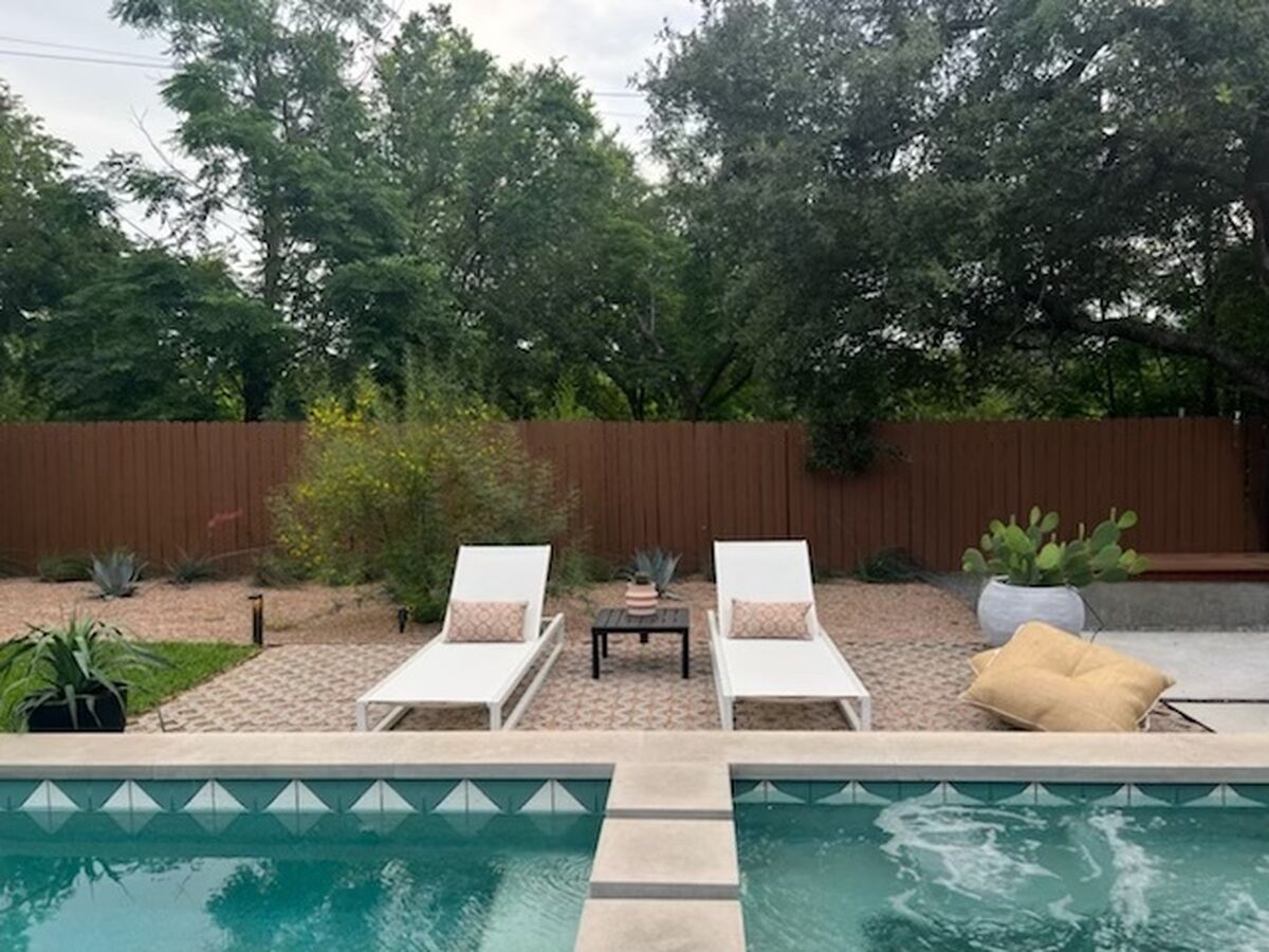 Two-Tone Triangle Tile Pool Waterline | Fireclay Tile