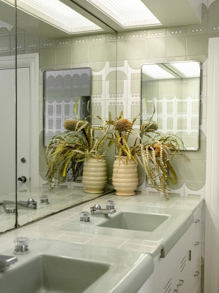 Quarter Round | Trim | Fireclay Tile