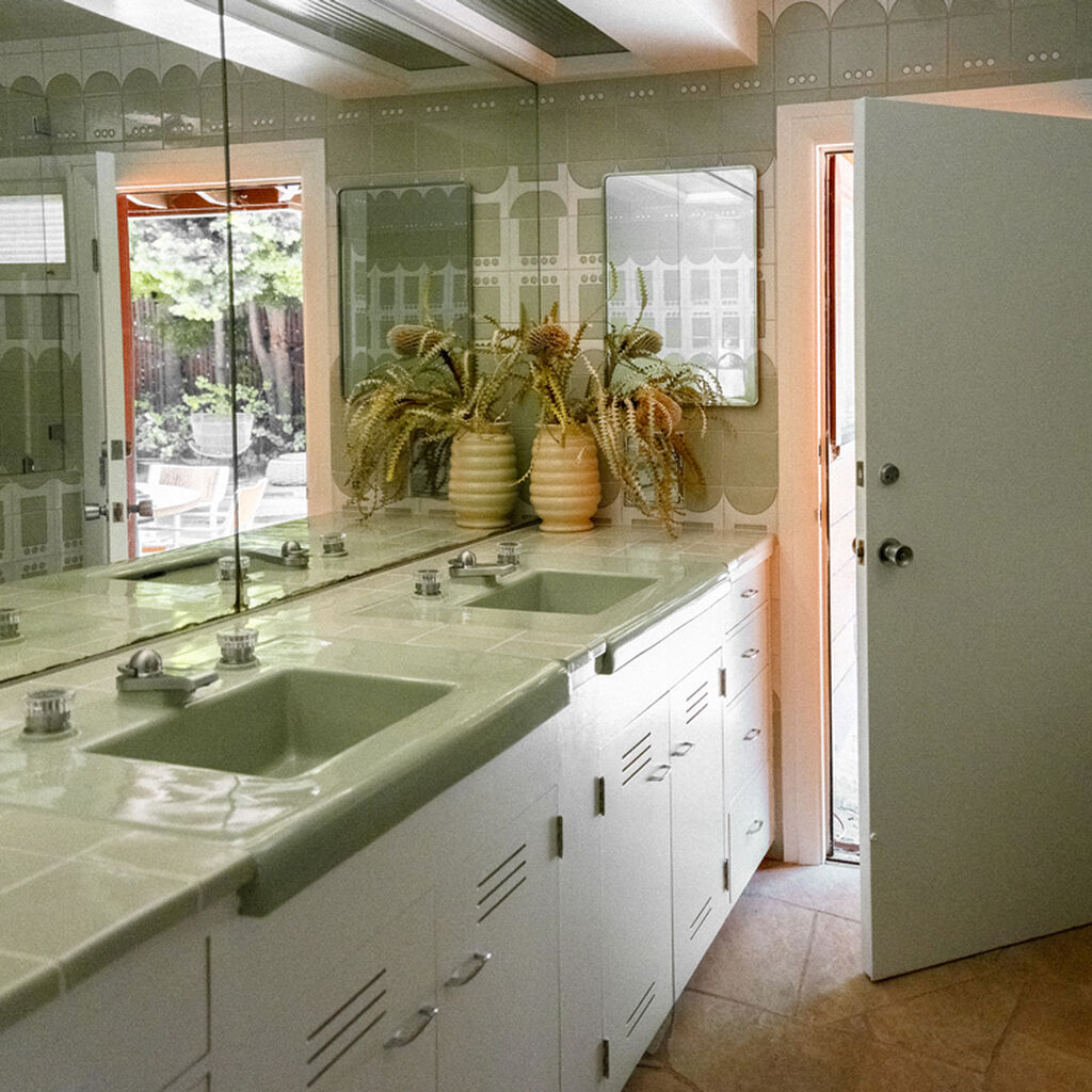 Claire Thomas: Block Shop Vintage-Inspired Bathroom | Fireclay Tile