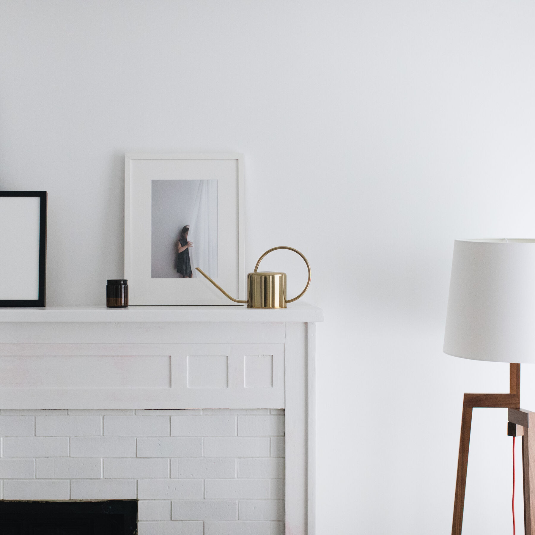 A Fireplace White as Snow | Fireclay Tile
