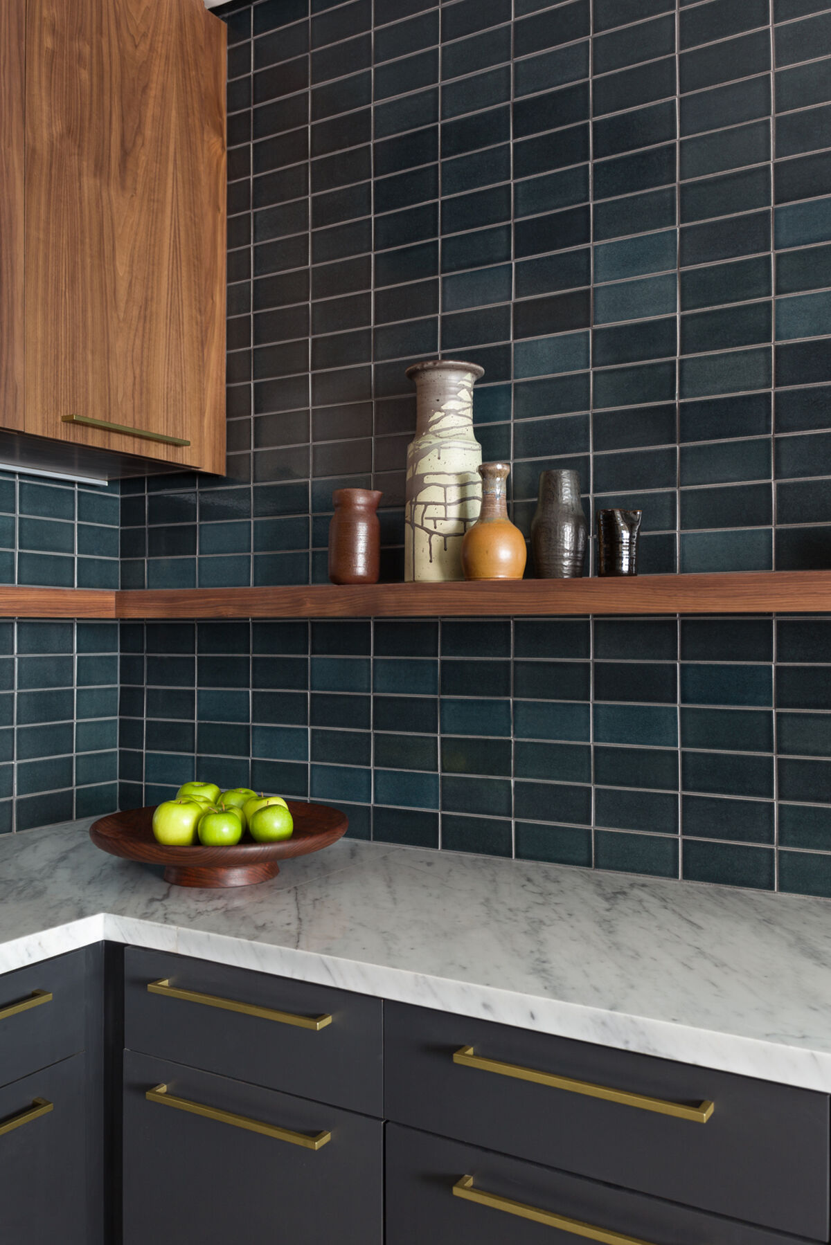 Modern Kitchen with a Touch of Drama | Fireclay Tile