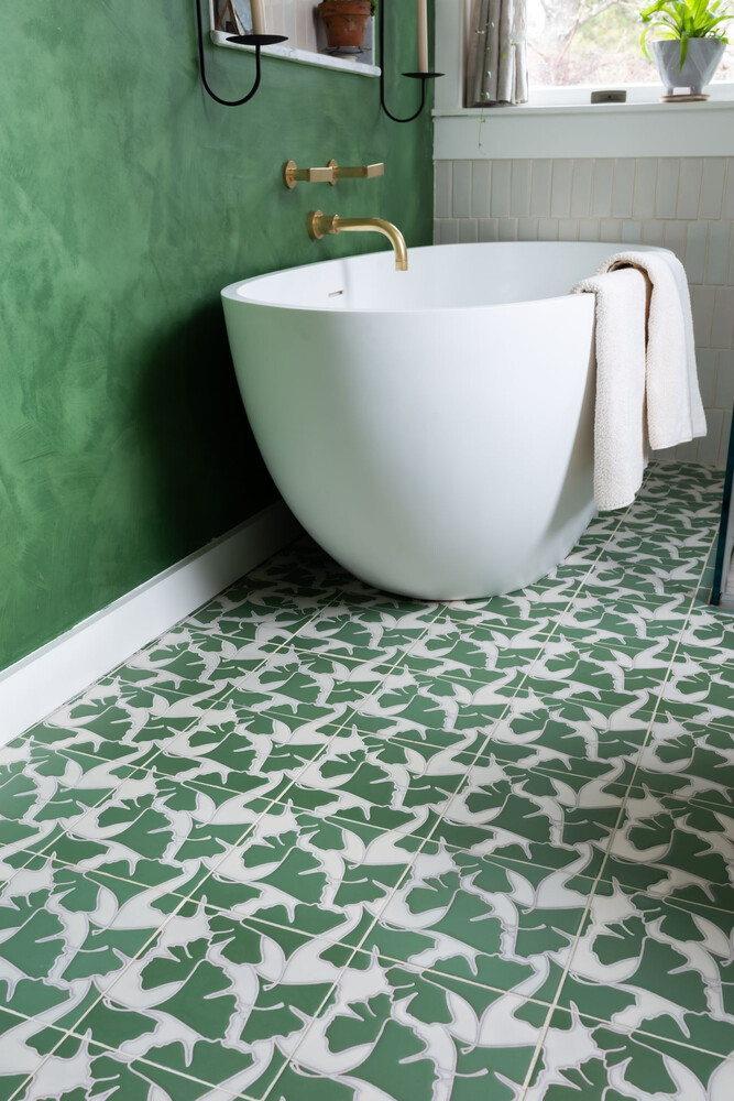 Ginkgo | Handpainted | Fireclay Tile